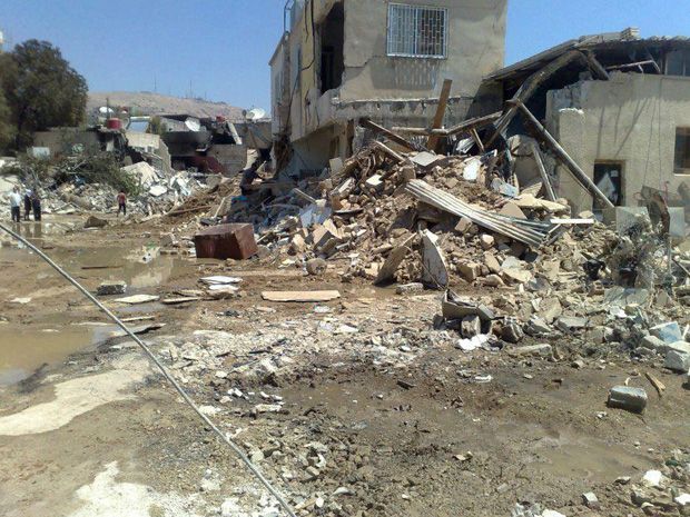 Syrian civil war leads to bread lines, destruction in Damascus ...