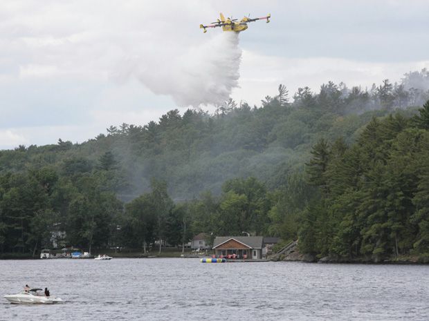 50 flee as crews fight Muskoka fire | National Post