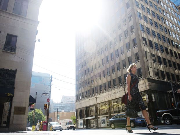Toronto under extreme heat alert as wave of hot weather peaks ...