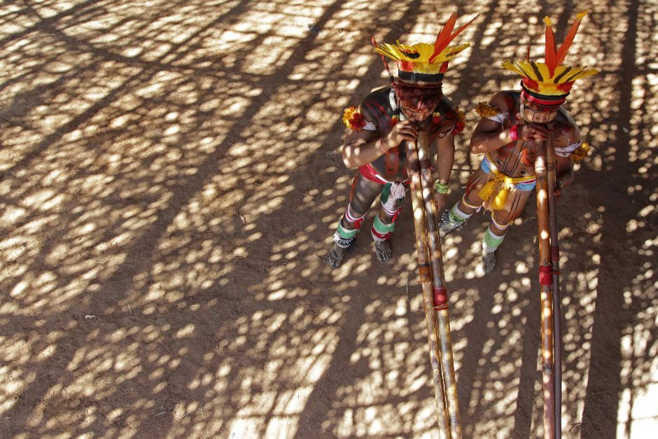 Brazil's indigenous Yawalapiti tribe honours the dead with festivities ...
