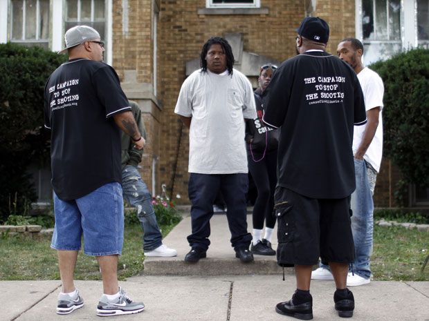 Outreach group brings hope to murder and mayhem of Chicago's Southwest ...