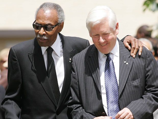 Lincoln Alexander, Canada's first black MP, dies at age 90 | National Post