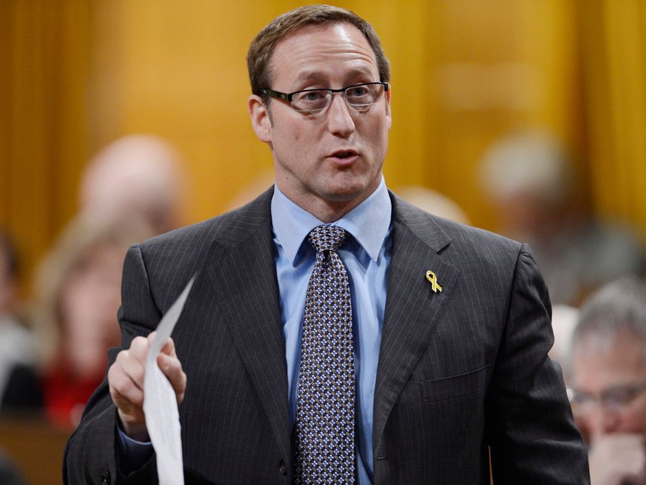 Peter MacKay called on to quit over axed F-35 program | National Post