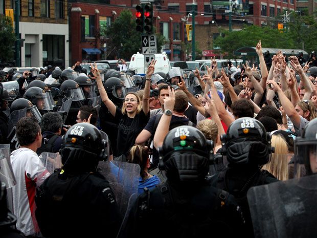 Case of G20 police commander behind notorious 'kettling' incidents put ...