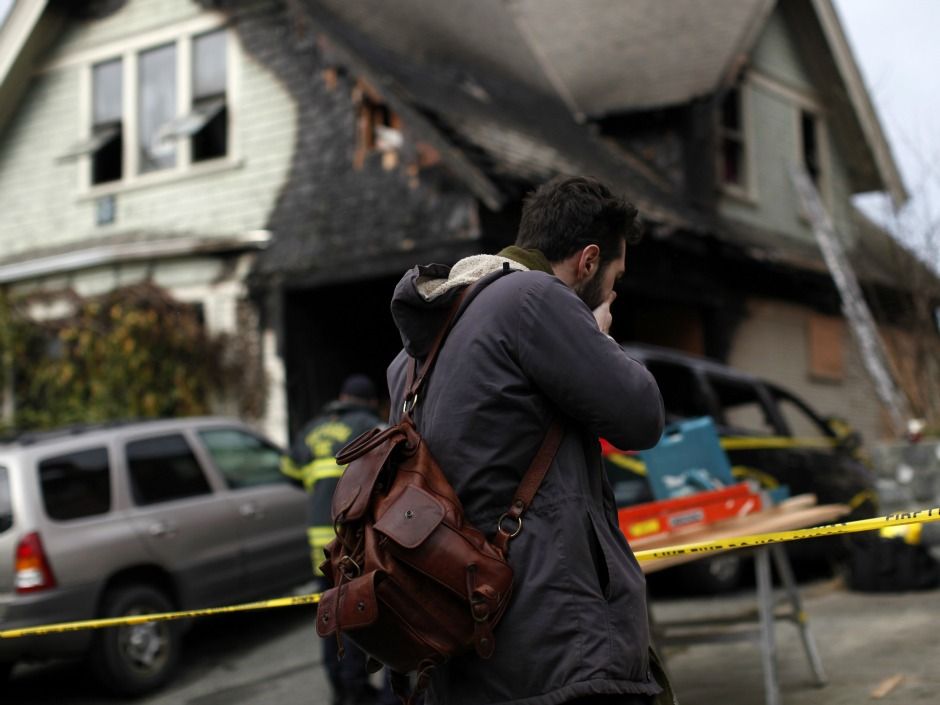 Victoria house fire claims lives of three young adults | National Post