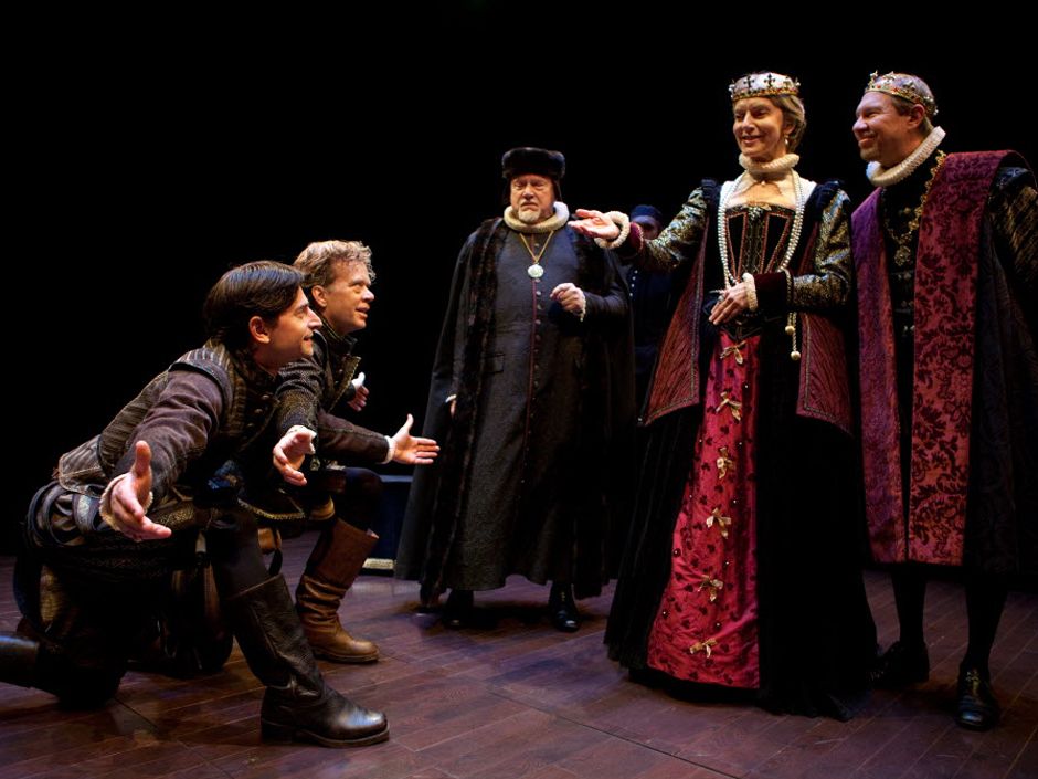 Soulpepper's Rosencrantz and Guildenstern Are Dead is quite lively ...