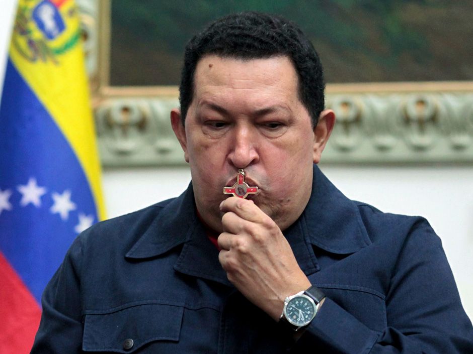 Hugo Chavez 'battles for life' but Venezeulans believe he'll be back ...