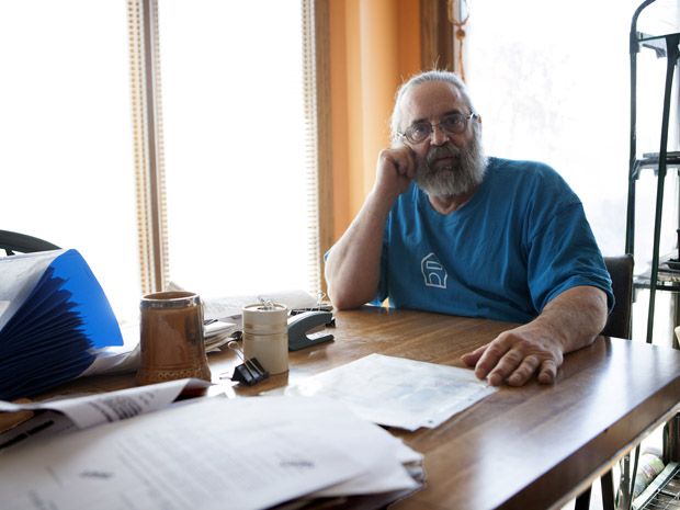 Earl Silverman, who ran men’s safe house, dies in apparent suicide ...