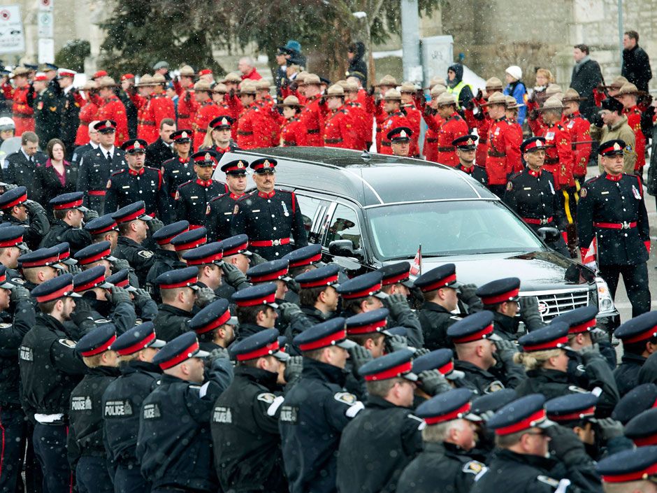 Jennifer Kovach funeral draws thousands paying tribute to officer ...