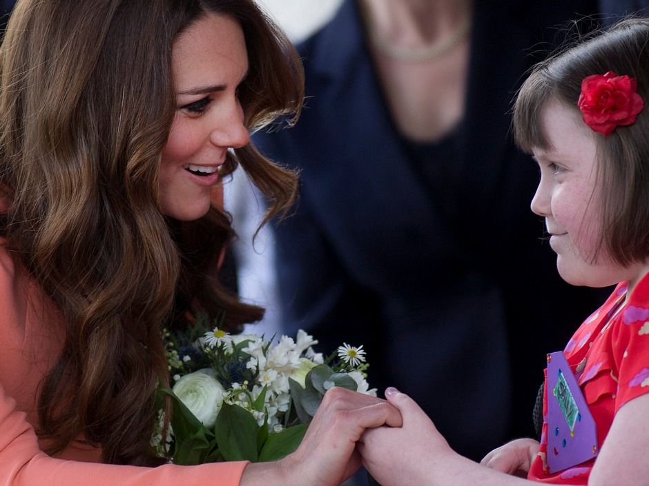 Kate Middleton buys $500 bassinet, pricey Bugaboo stroller | National Post