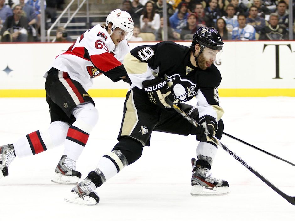 Pascal Dupuis stealing spotlight on star-studded Pittsburgh Penguins ...