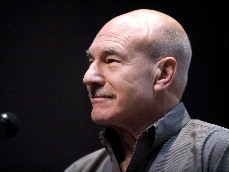Patrick Stewart gives impassioned response to question about violence ...