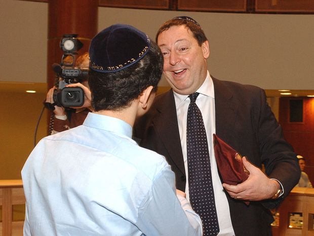 Notorious businessman with ties to Conservatives seeks to withdraw U.S ...