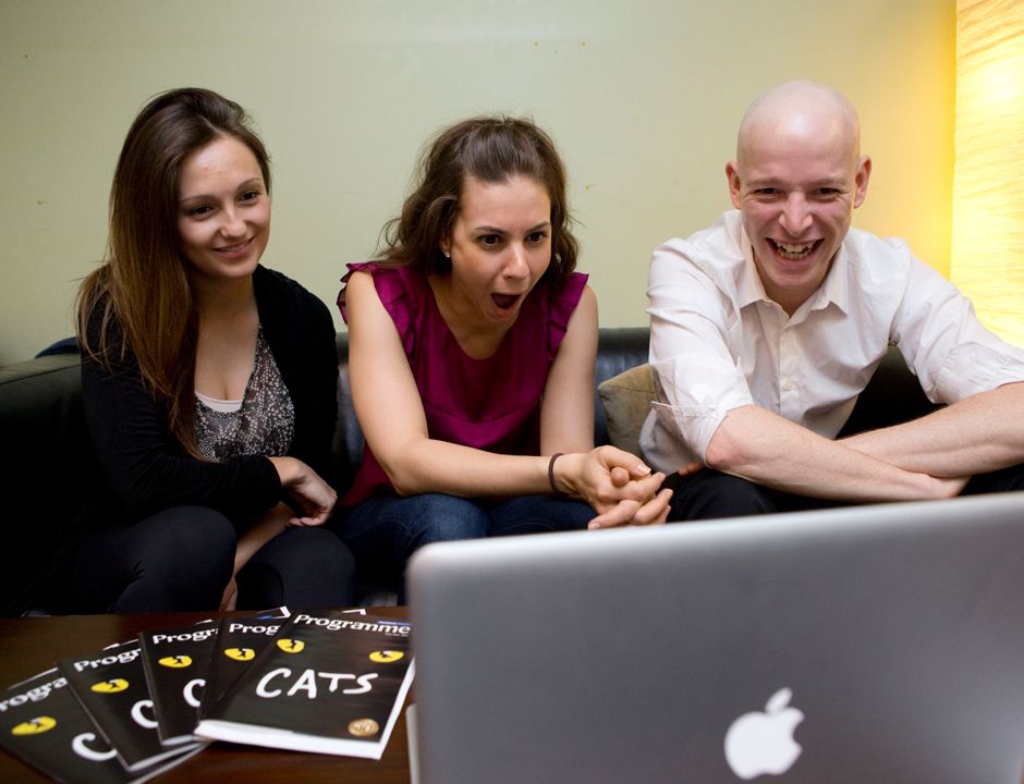 CATS on cats: The cast of Mirvish's play watch viral cat videos and ...