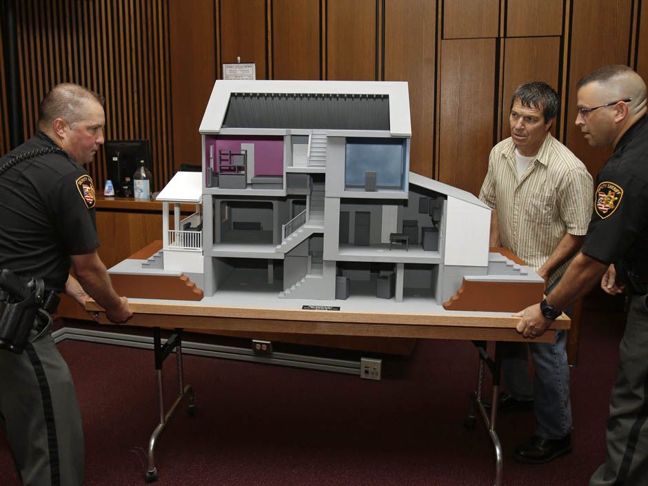 Ariel Castro House Chains