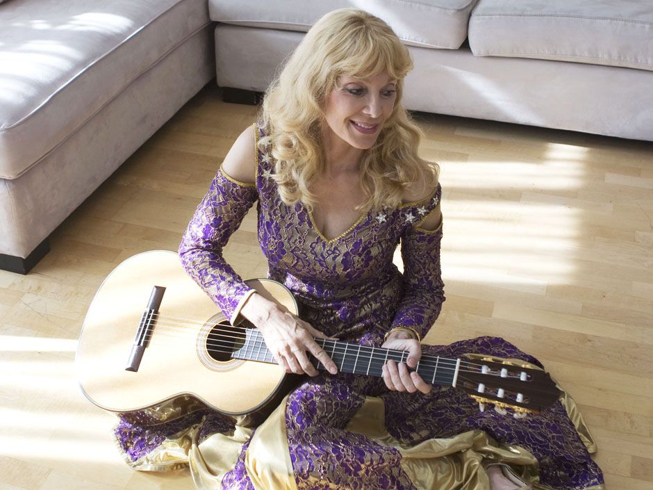 Homecoming queen: Liona Boyd returns to Canada with a tribute ...