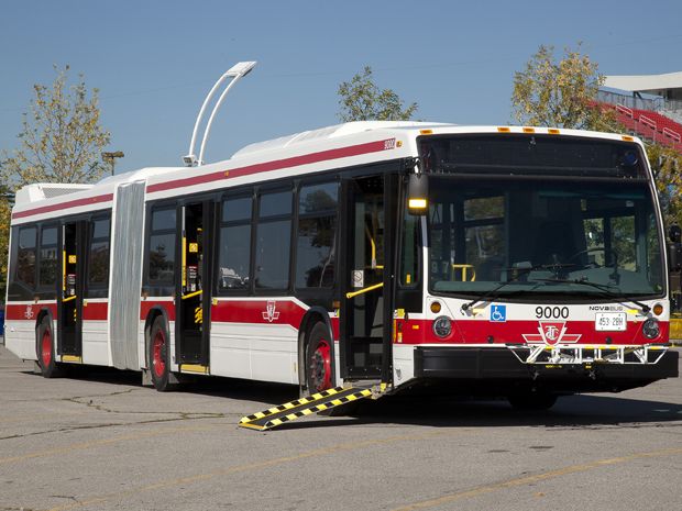 Five things to know about the TTC's new 'bendy' buses hitting the road ...