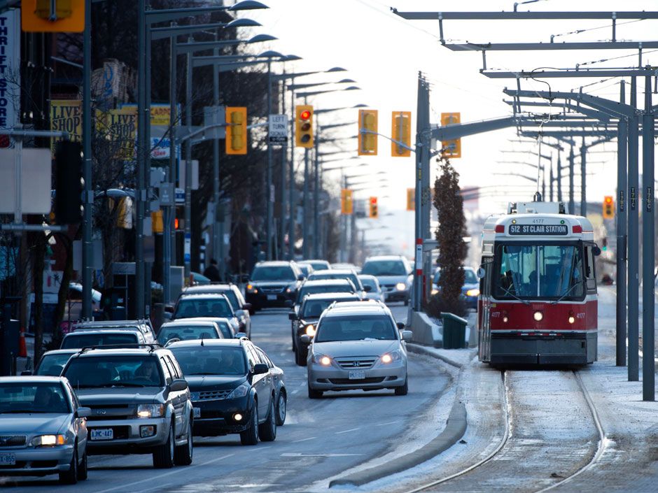 Ontario introduces 'green bonds' to help fund public transit expansion ...