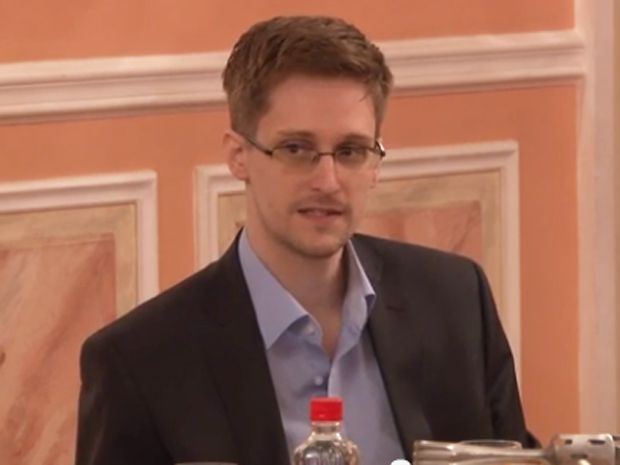New Edward Snowden videos show him accepting award in Moscow, warning ...