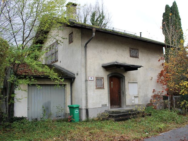 First glimpse of newly uncovered, Nazi looted art collection released ...