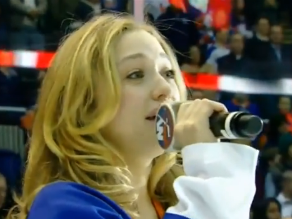 New York Islanders anthem singer replaces part of 'O Canada' with line ...