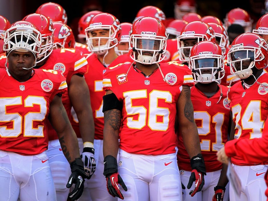 Nine former Kansas City Chiefs players, including two Hall of Famers ...