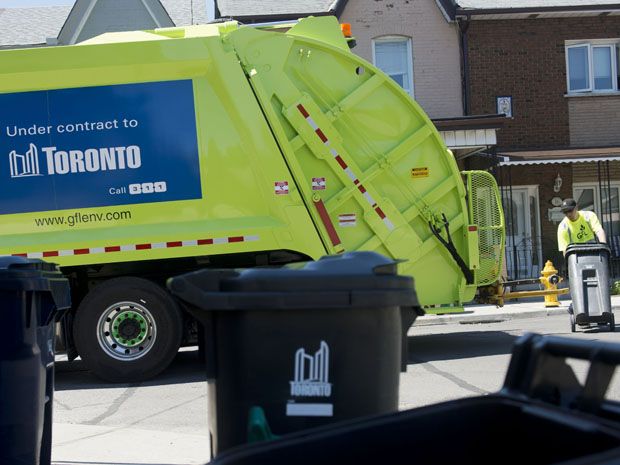 Rob Ford wants to turn garbage privatization into election issue as ...