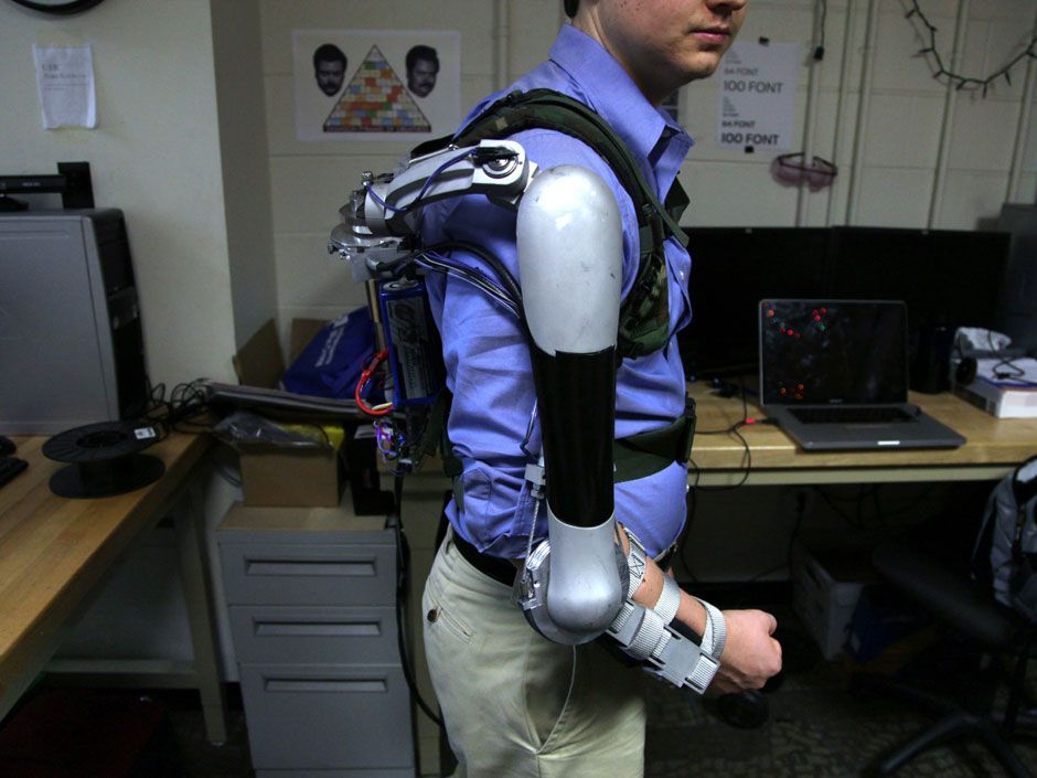 Titan Arm makes user stronger as 'superhero' exoskeleton emerges as ...