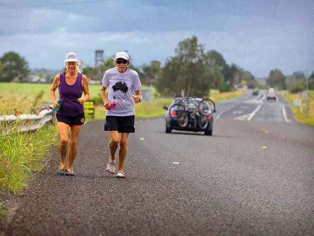 Couple in their 60s set world record after running a marathon every day ...
