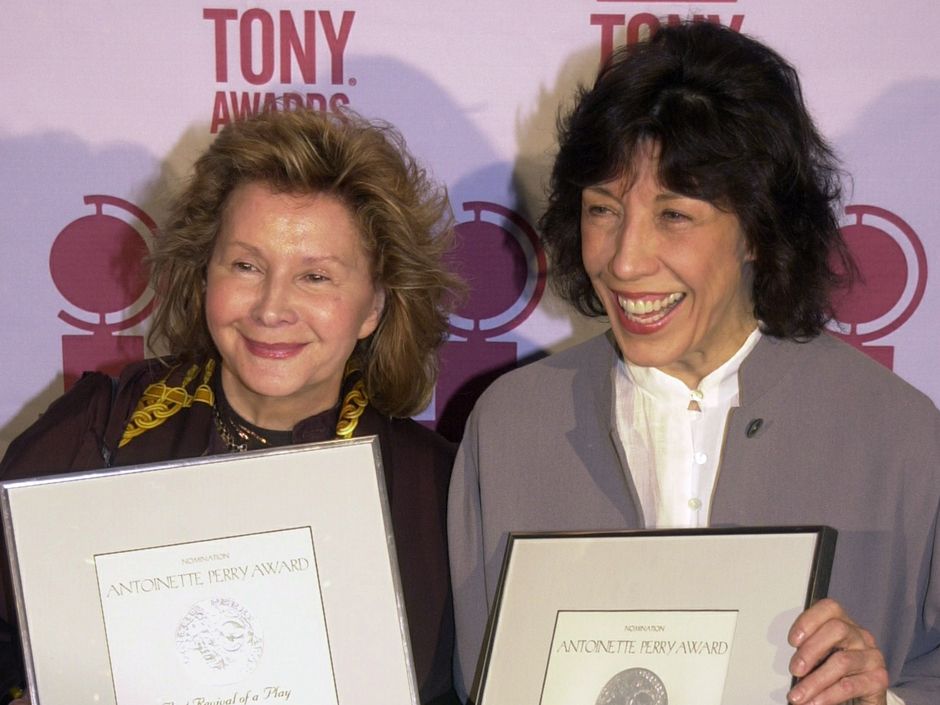 Lily Tomlin marries same-sex partner of 40 years in New Year's Eve ...