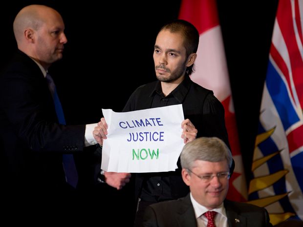 Stephen Harper protesters won't be charged, police say it's not in ...