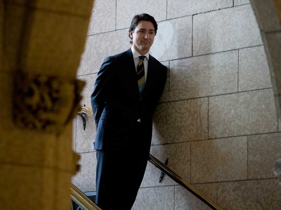 Justin Trudeau kicks all 32 Liberal senators out of caucus in bid for ... Justin Trudeau kicks all 32 Liberal senators out of caucus in bid for ...