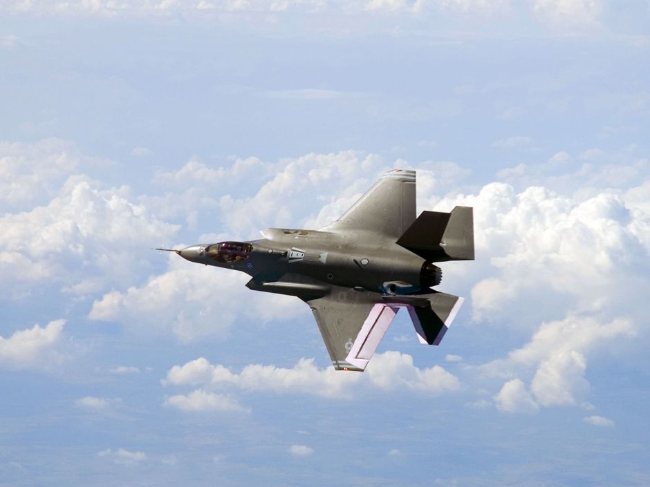 Canada's multi-billion dollar F-35s ‘irrelevant’ without U.S.-only F-22 ...