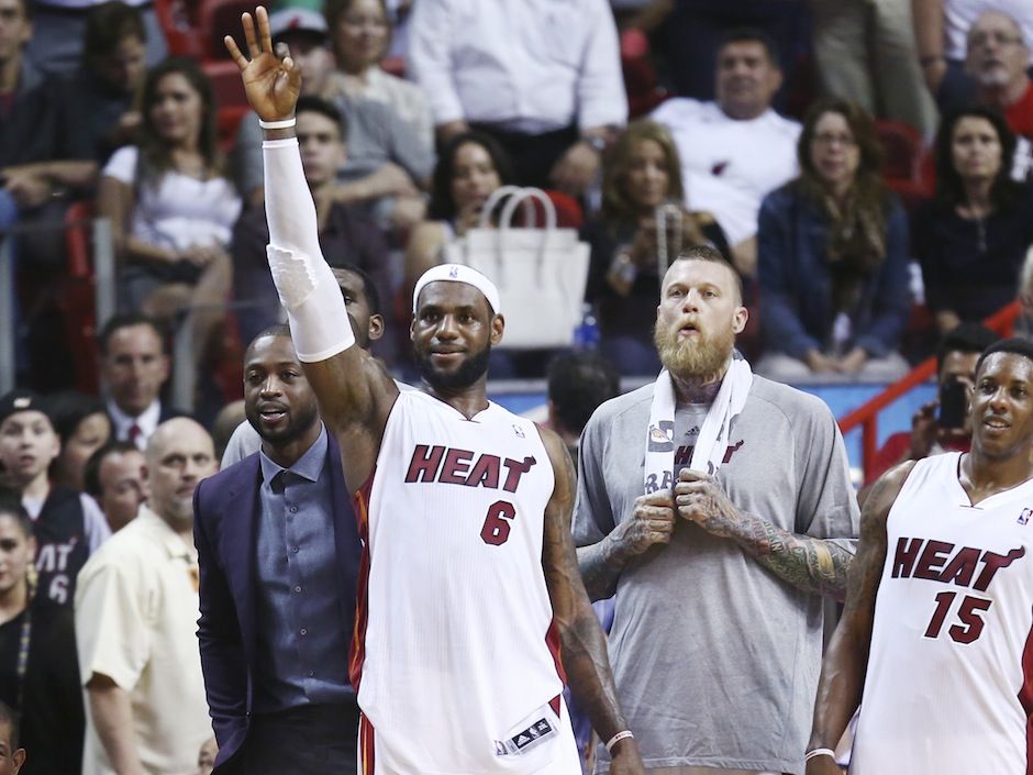 LeBron James scores career-high 61 points: 'Like I had a golf ball ...