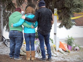 Matthew de Grood's texts sent his father out into the night to find his ...