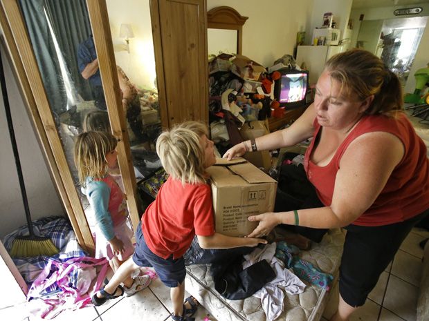 Homeless in the Magic Kingdom: Desperate families living in the shadow ...