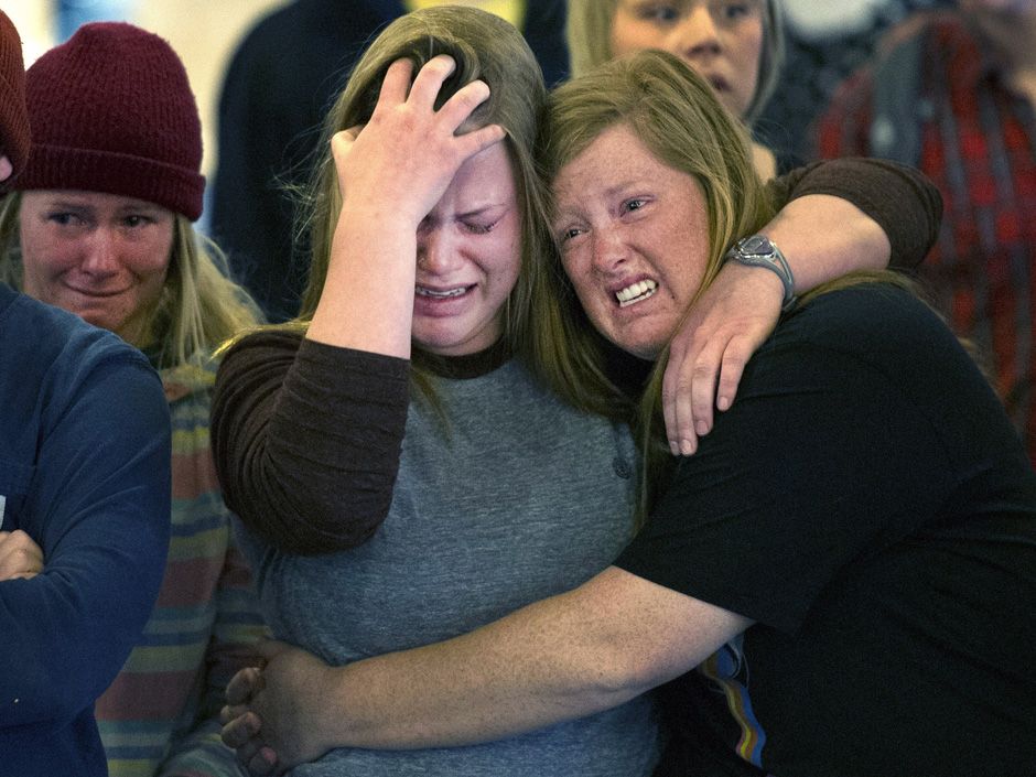 Matthew de Grood's texts sent his father out into the night to find his ...