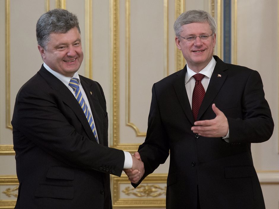 Harper becomes first world leader to meet with newly inaugurated ...
