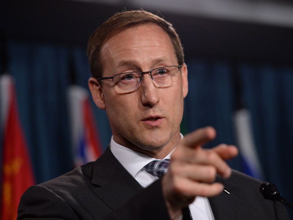 Peter MacKay says controversial Mother’s and Father’s Day emails ...