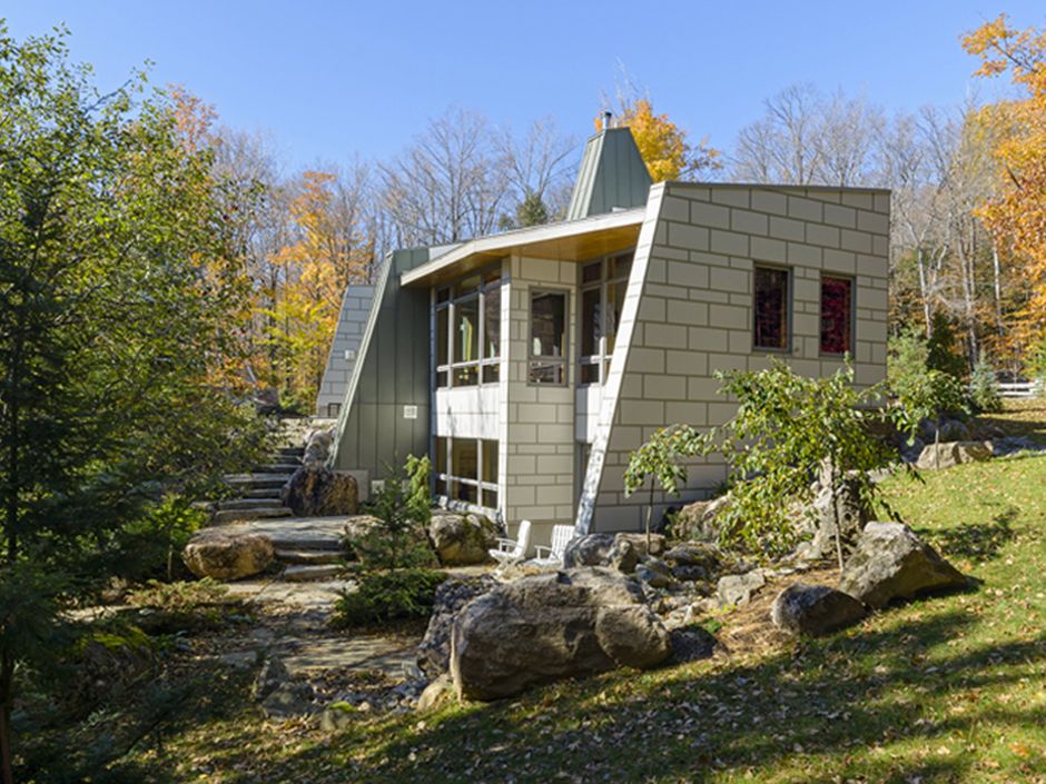 Cue Nature: Unusual angles, familiar materials create a unique eco ...