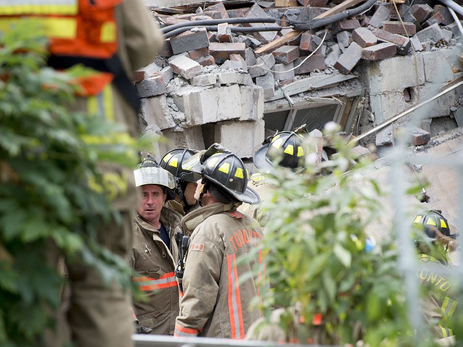 One man dead after Toronto house collapses with three construction ...