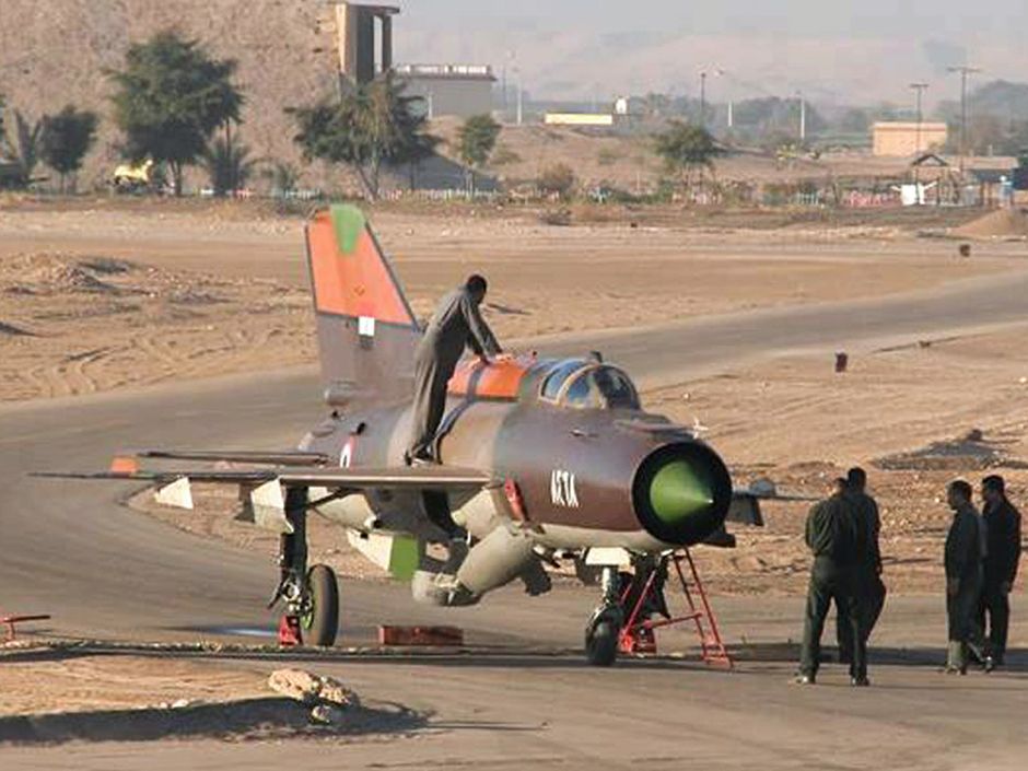 Saddam Hussein's former pilots training ISIS how to fly three captured ...