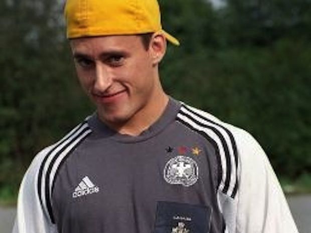 Minor hockey coach fired for posting pro-Nazi content on Facebook ...