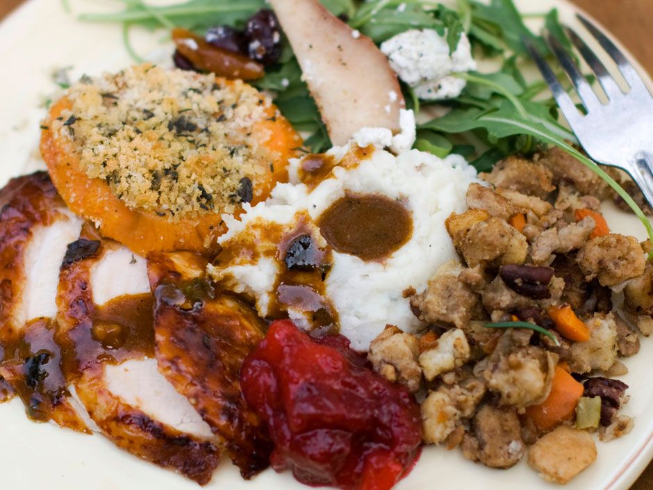 Want to live longer? Put less food on your plate and consider a 'feast ...