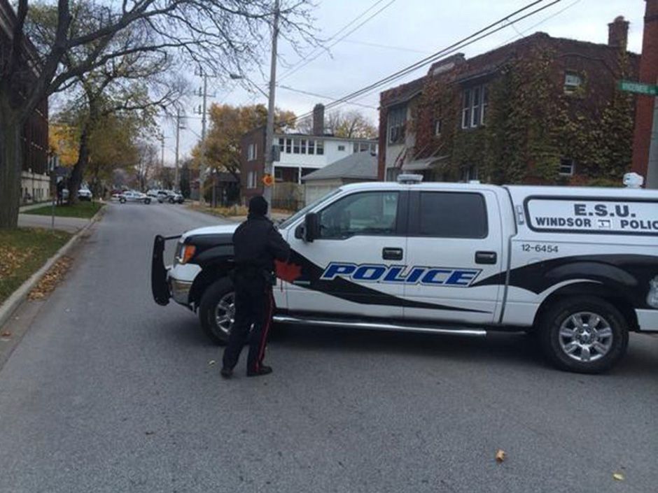 Three-hour armed standoff ends in Windsor when police realize there's ...