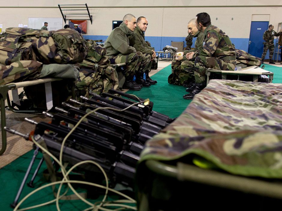 France admits soldiers have deserted to ISIS, including ex-elite ...