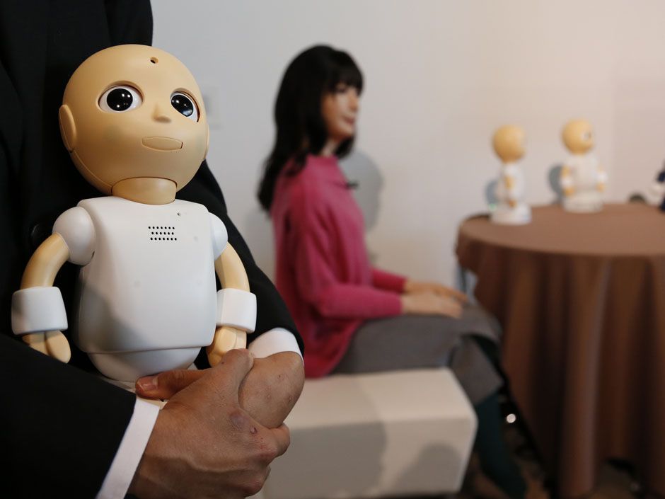 Japanese company to sell talking robots that only understand each other ...