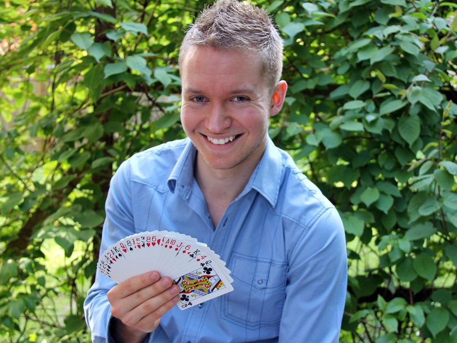 The science behind magic: Study reveals psychology at work during card ...