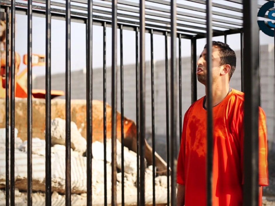 ISIS held a public screening of the video shot of Jordanian pilot being ...