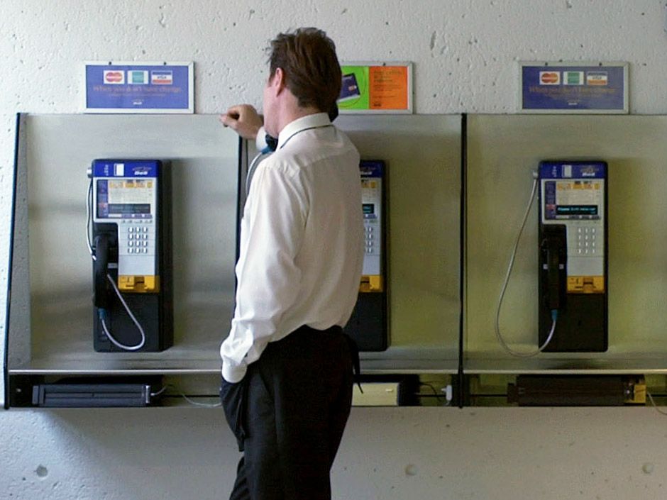 Pay phones obsolete for most Canadians but still critical for remote ...
